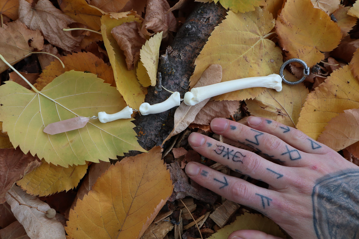 Fluid Mountain Lion Toe Articulation with a Rose Quartz Point "Claw ...